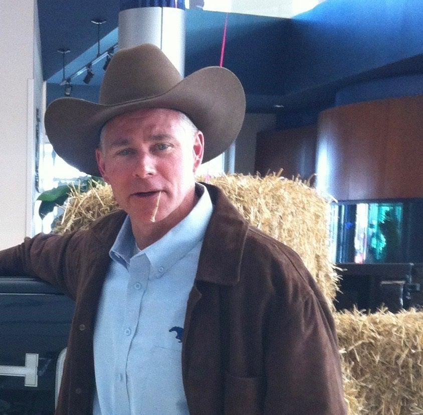 Meet Our Staff | Chrysler Dealership Carbondale, IL | Ward Chrysler Center